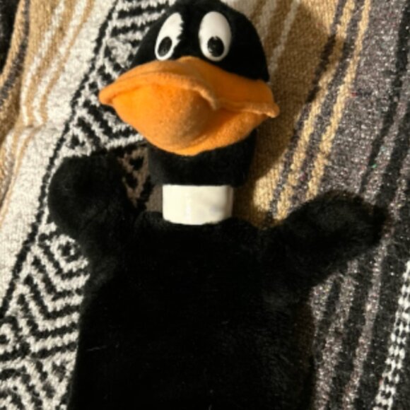Warner Bros. | Toys | Vintage 9s Daffy Duck Hand Puppet Plush Doll ...